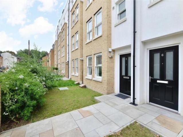 2 bedroom terraced house for rent in Travers House, Trafalgar Grove, SE10