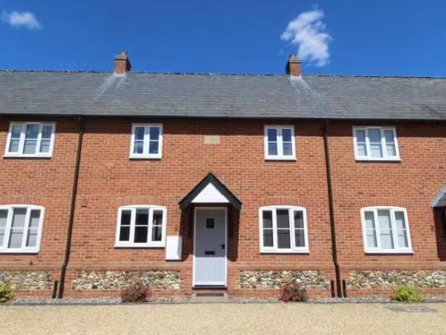 2 bedroom terraced house for rent in Tuddenham, Bury St. Edmun.