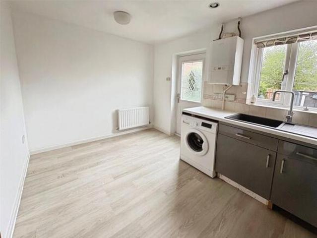 2 bedroom terraced house for rent in Tunbridge Grove, Kents Hill, Milton Keynes, MK7