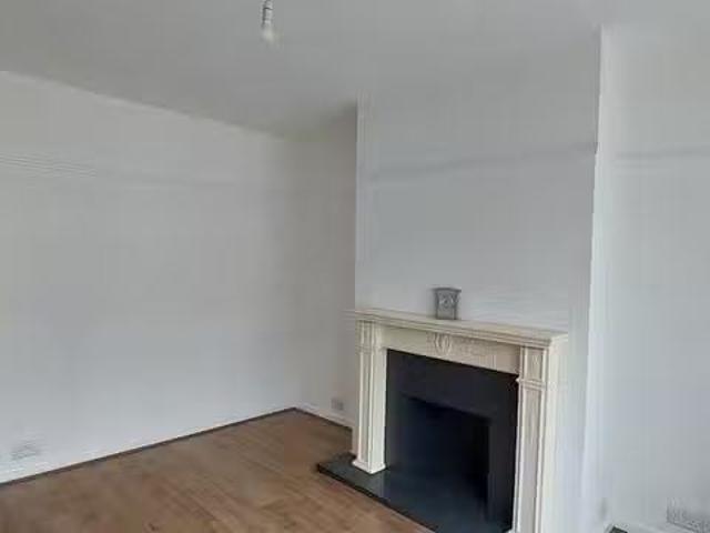 2 bedroom terraced house for rent in Two bedroom Terrace Fie.