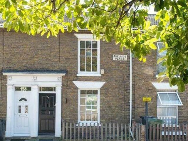 2 bedroom terraced house for rent in Union Street Maidstone Kent ME14