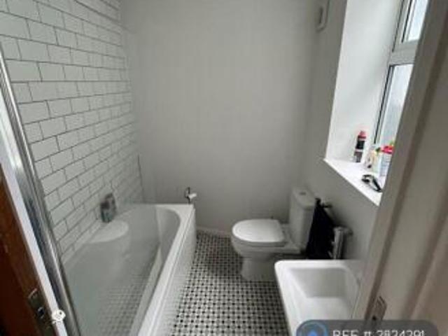 2 bedroom terraced house for rent in Vernon Road, London, E15
