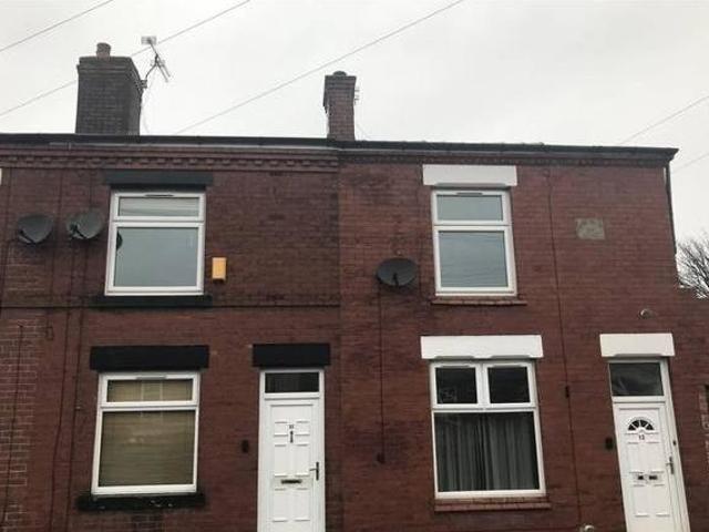 2 bedroom terraced house for rent in Vernon Street Hazel Grove Stockport Greater Manchester SK7