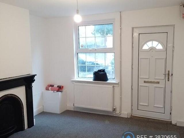 2 bedroom terraced house for rent in Vicarage Road, Stony Stratford, Milton Keynes, MK11