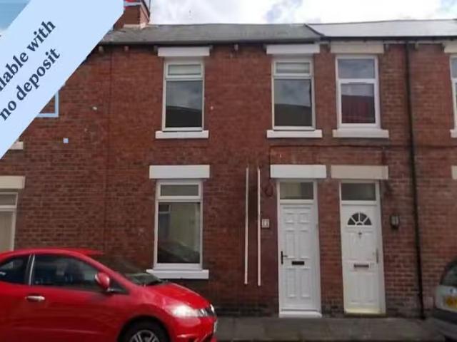 2 bedroom terraced house for rent in Victor Street, Chester Le.