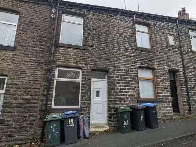 2 bedroom terraced house for rent in Victoria Road, Haworth, B.