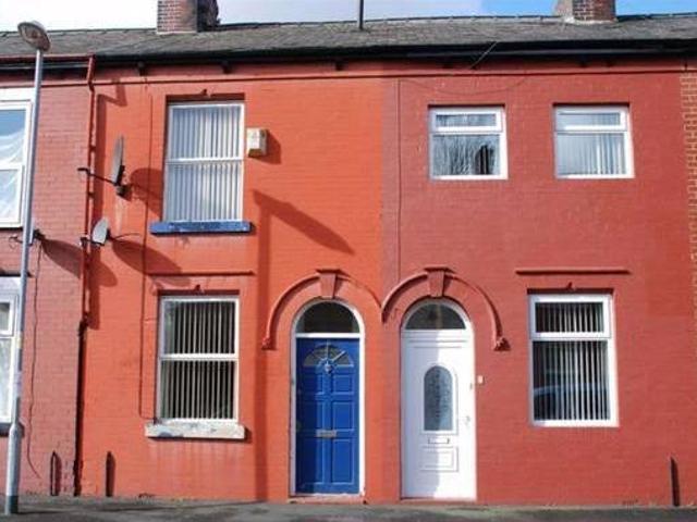 2 bedroom terraced house for rent in Vincent Street Openshaw M11