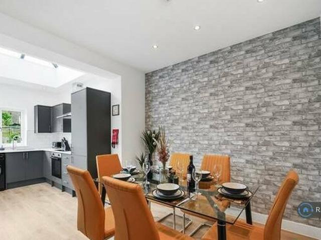 2 bedroom terraced house for rent in Zion Place Gravesend DA12