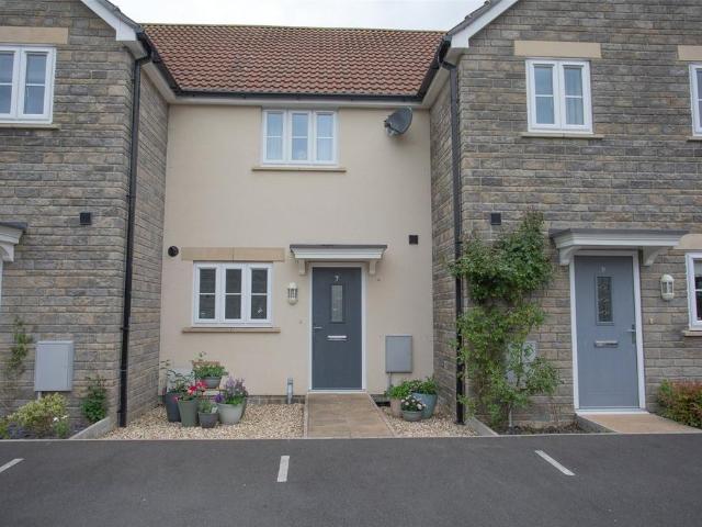 2 bedroom terraced house for sale