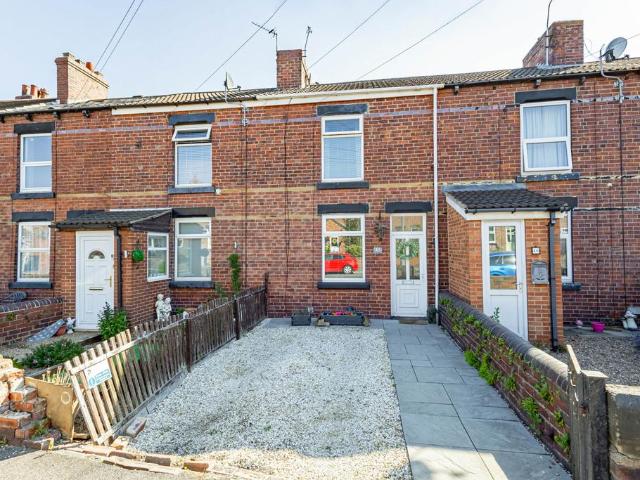 2 bedroom terraced house for sale