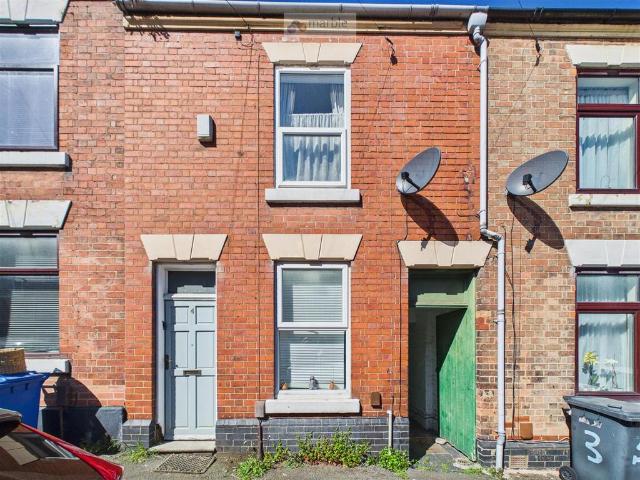 2 bedroom terraced house for sale