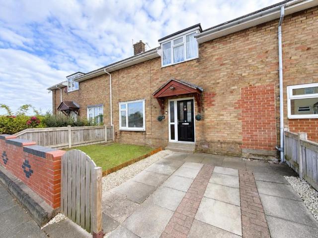 2 bedroom terraced house for sale