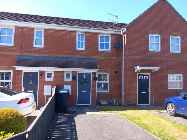 2 bedroom terraced house for sale
