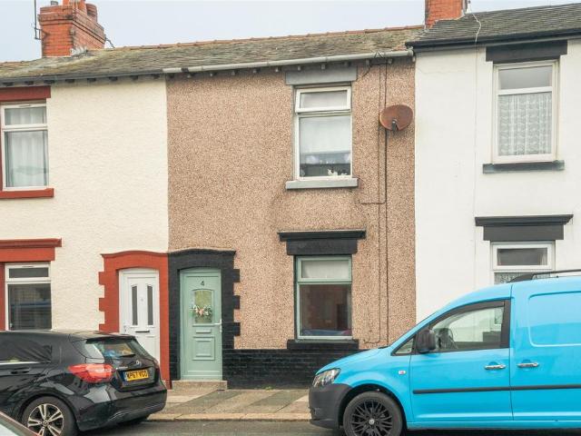 2 bedroom terraced house for sale