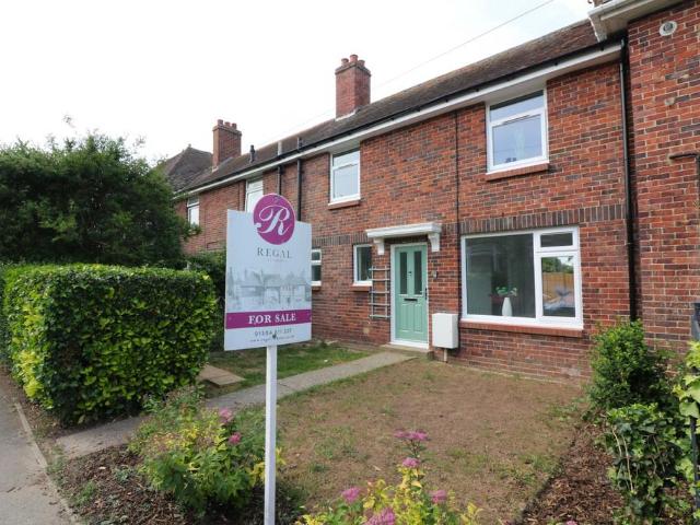 2 bedroom terraced house for sale