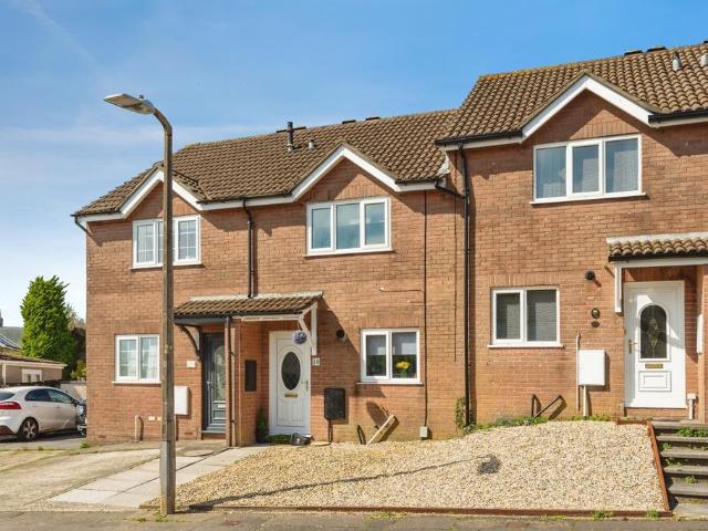 2 bedroom terraced house for sale