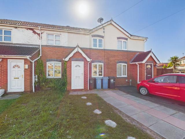 2 bedroom terraced house for sale