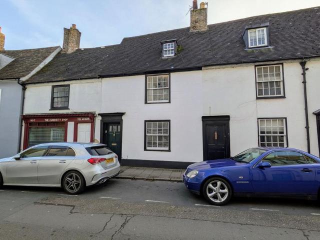 2 bedroom terraced house for sale