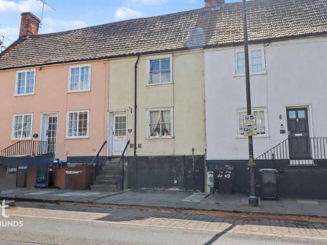 2 bedroom terraced house for sale