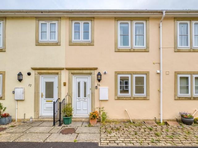 2 bedroom terraced house for sale