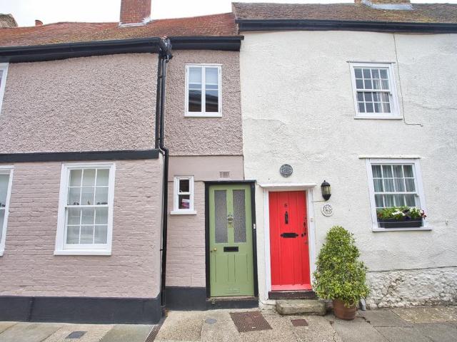 2 bedroom terraced house for sale