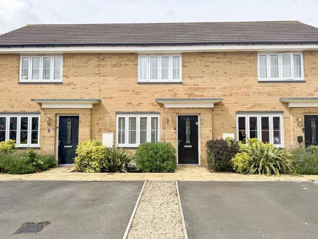 2 bedroom terraced house for sale
