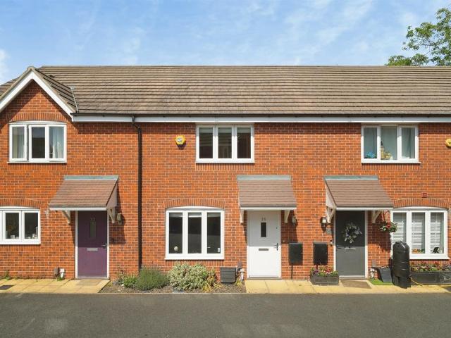 2 bedroom terraced house for sale