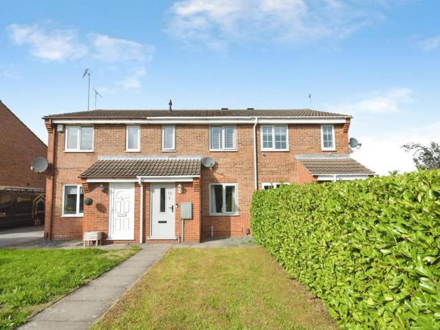 2 bedroom terraced house for sale