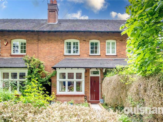 2 bedroom terraced house for sale