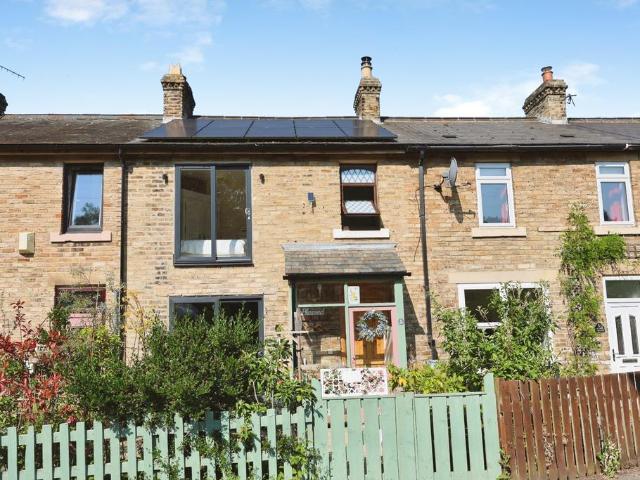2 bedroom terraced house for sale