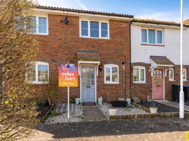 2 bedroom terraced house for sale