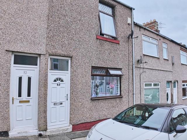 2 bedroom terraced house for sale