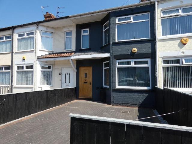 2 bedroom terraced house for sale