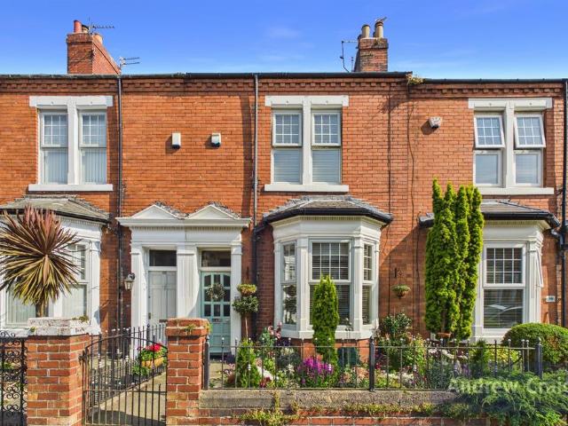 2 bedroom terraced house for sale