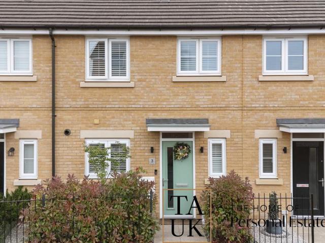 2 bedroom terraced house for sale