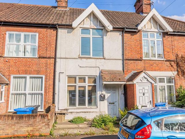 2 bedroom terraced house for sale
