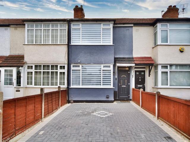 2 bedroom terraced house for sale