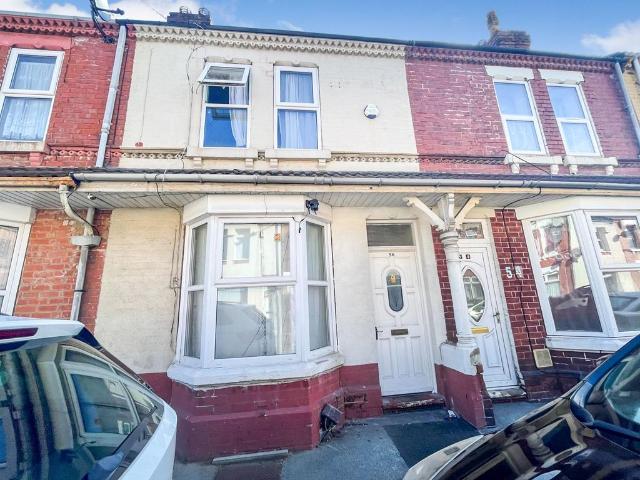 2 bedroom terraced house for sale