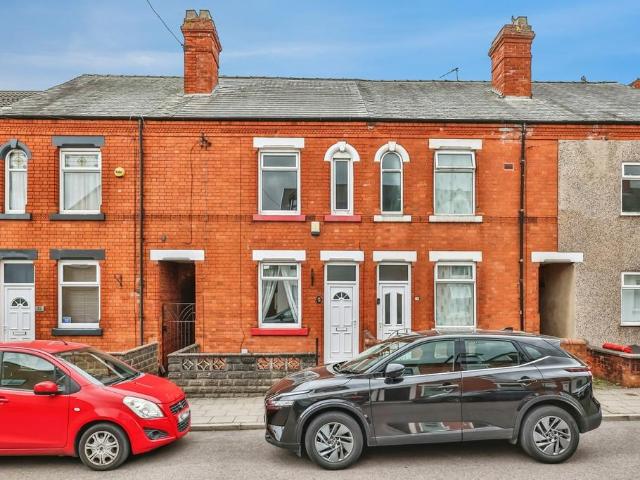 2 bedroom terraced house for sale