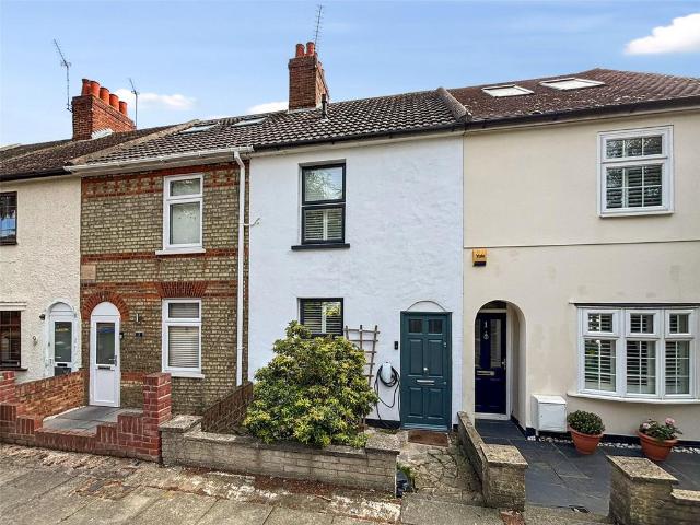 2 bedroom terraced house for sale