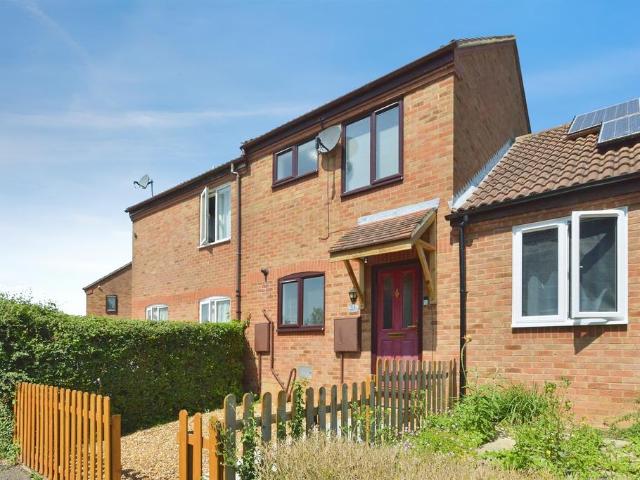 2 bedroom terraced house for sale