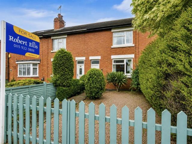 2 bedroom terraced house for sale