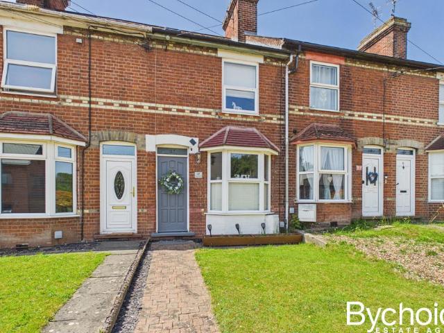 2 bedroom terraced house for sale