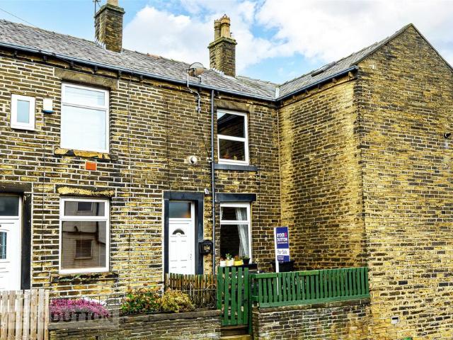 2 bedroom terraced house for sale