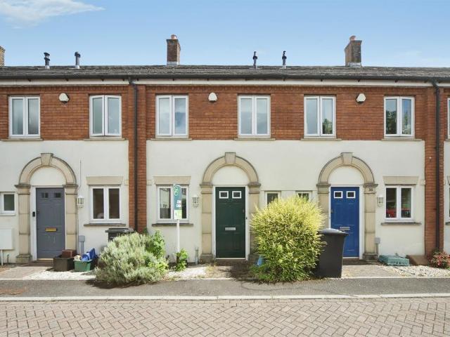 2 bedroom terraced house for sale