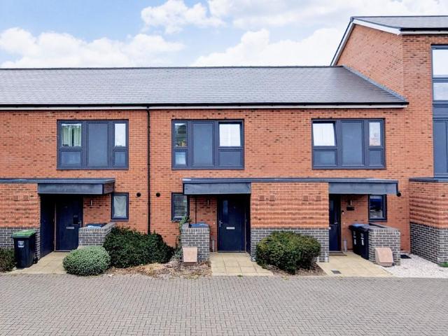 2 bedroom terraced house for sale