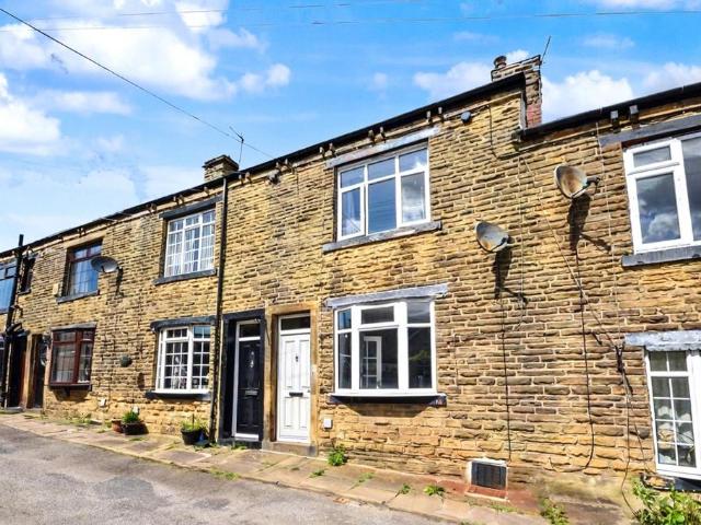 2 bedroom terraced house for sale