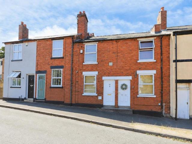 2 bedroom terraced house for sale