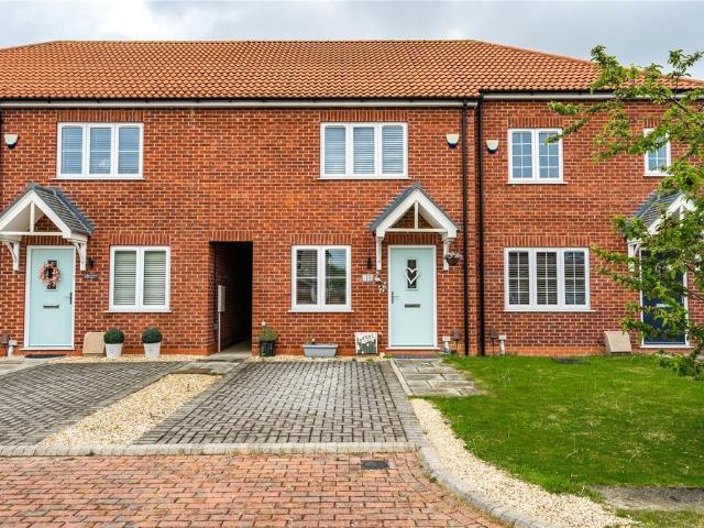 2 bedroom terraced house for sale