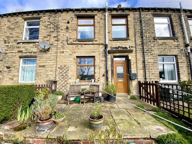 2 bedroom terraced house for sale
